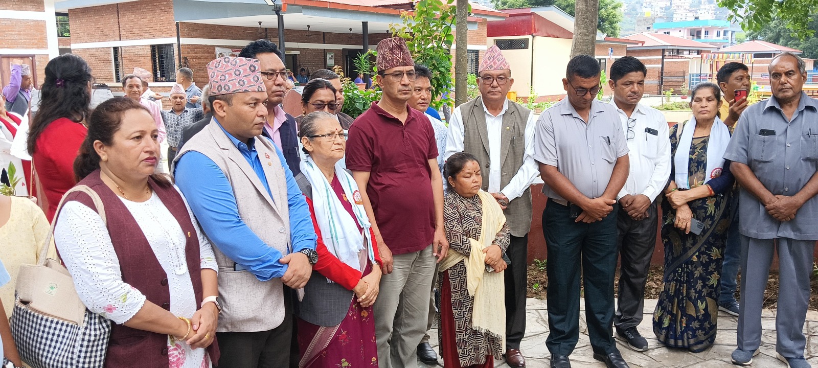 एमालेले रामेछापमा मनायो पुष्पलालको ४६औं स्मृति दिवस (तस्वीरहरु ...